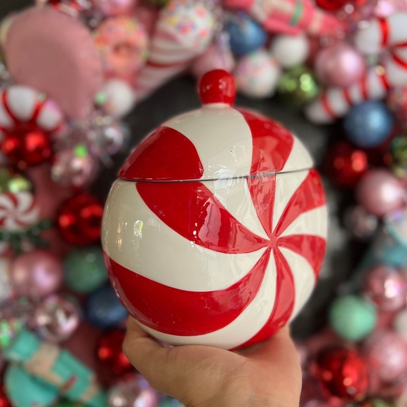 Target | Kitchen | Newtarget Bullseye Playground 224 Candy Cane Jar ...